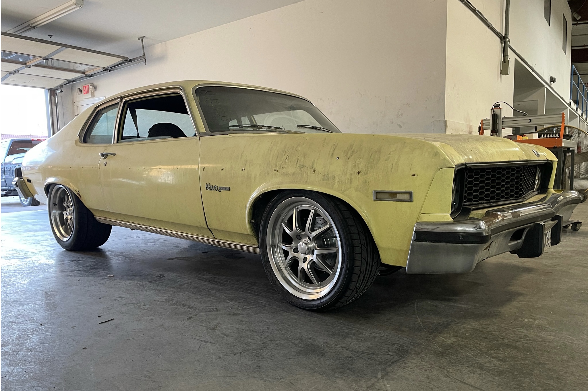 Bobbys 1965 Oldsmobile Cutlass 442 – Charlies Custom Creations